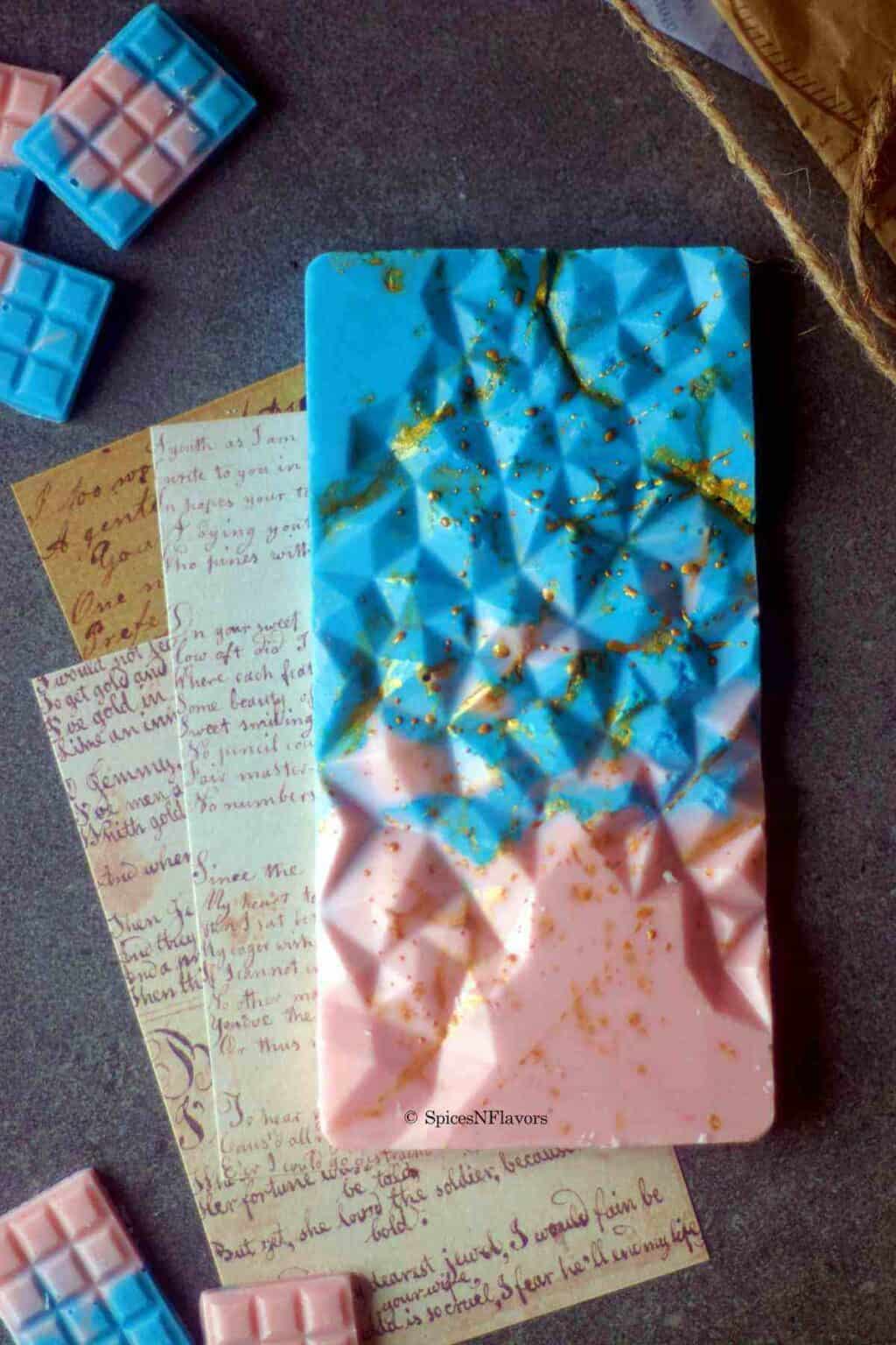 Personalized Homemade Chocolate Bars Tutorial - Spices N Flavors