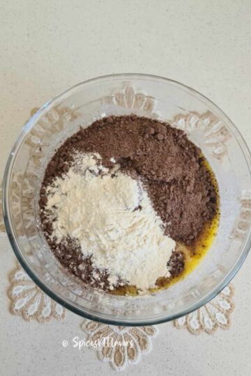 How to make Cake Mix recipe without Eggs - Spices N Flavors