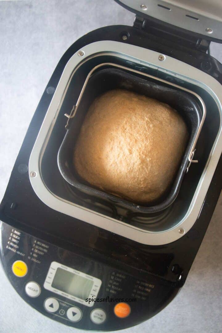 Best White Bread recipe for Bread Machine - 2lbs - Spices N Flavors
