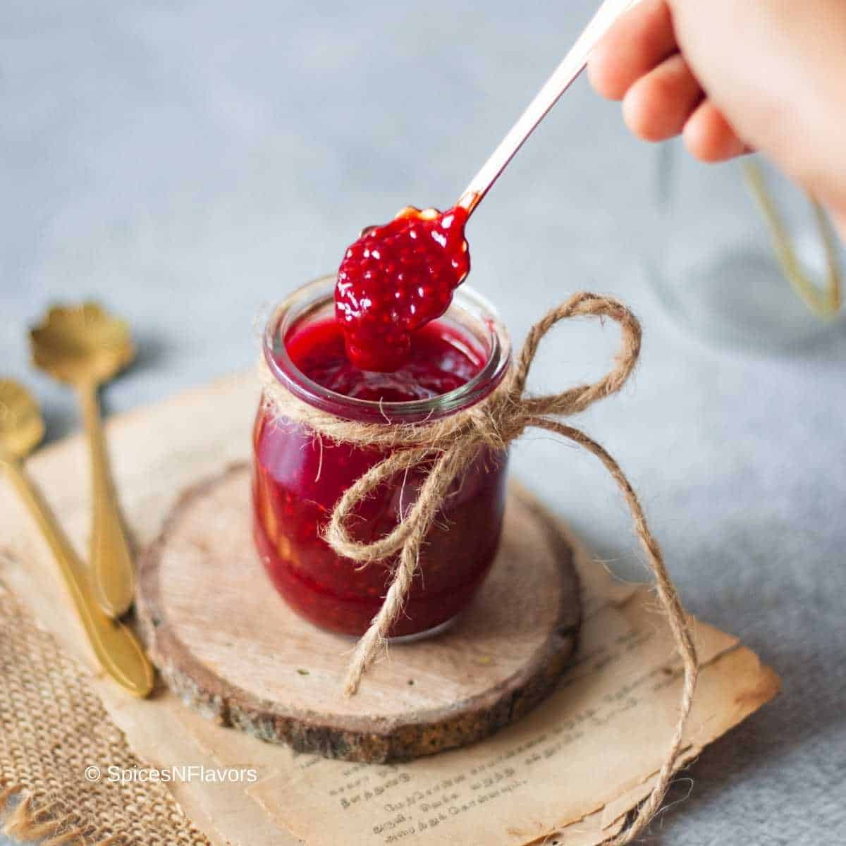 How to make Raspberry Filling for Cupcakes - Spices N Flavors