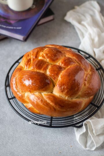 Round Challah recipe - Easy 4-strand braided bread - Spices N Flavors