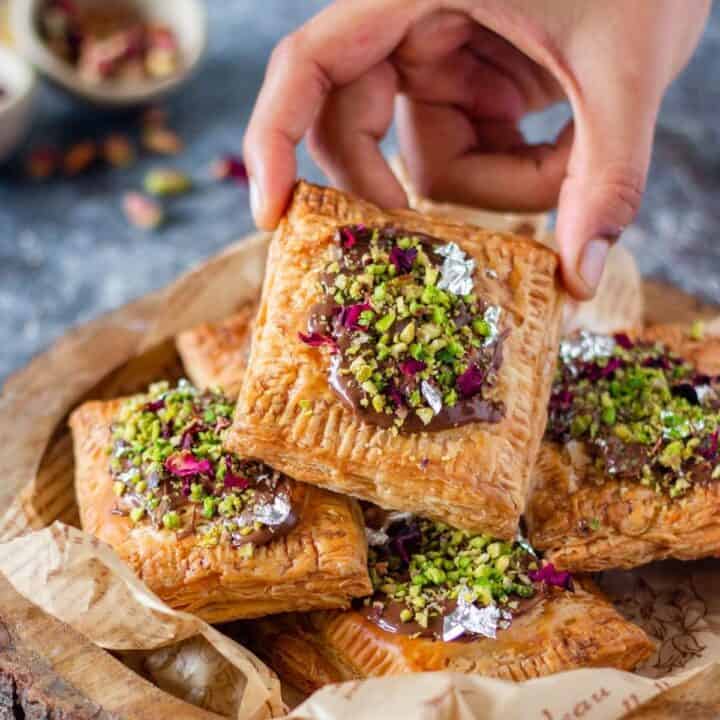 Soan Papdi Puff Pastry Pockets -Easy Indian Fusion Dessert - Spices N ...
